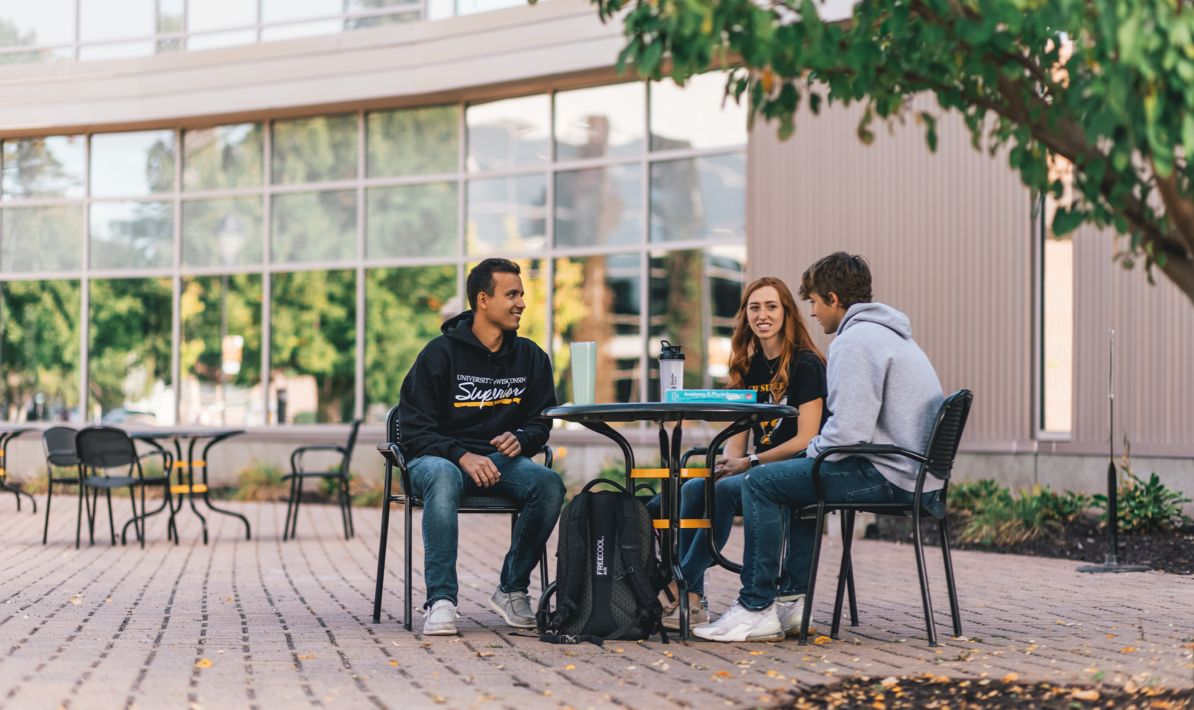 UW Superior Home - UW Superior