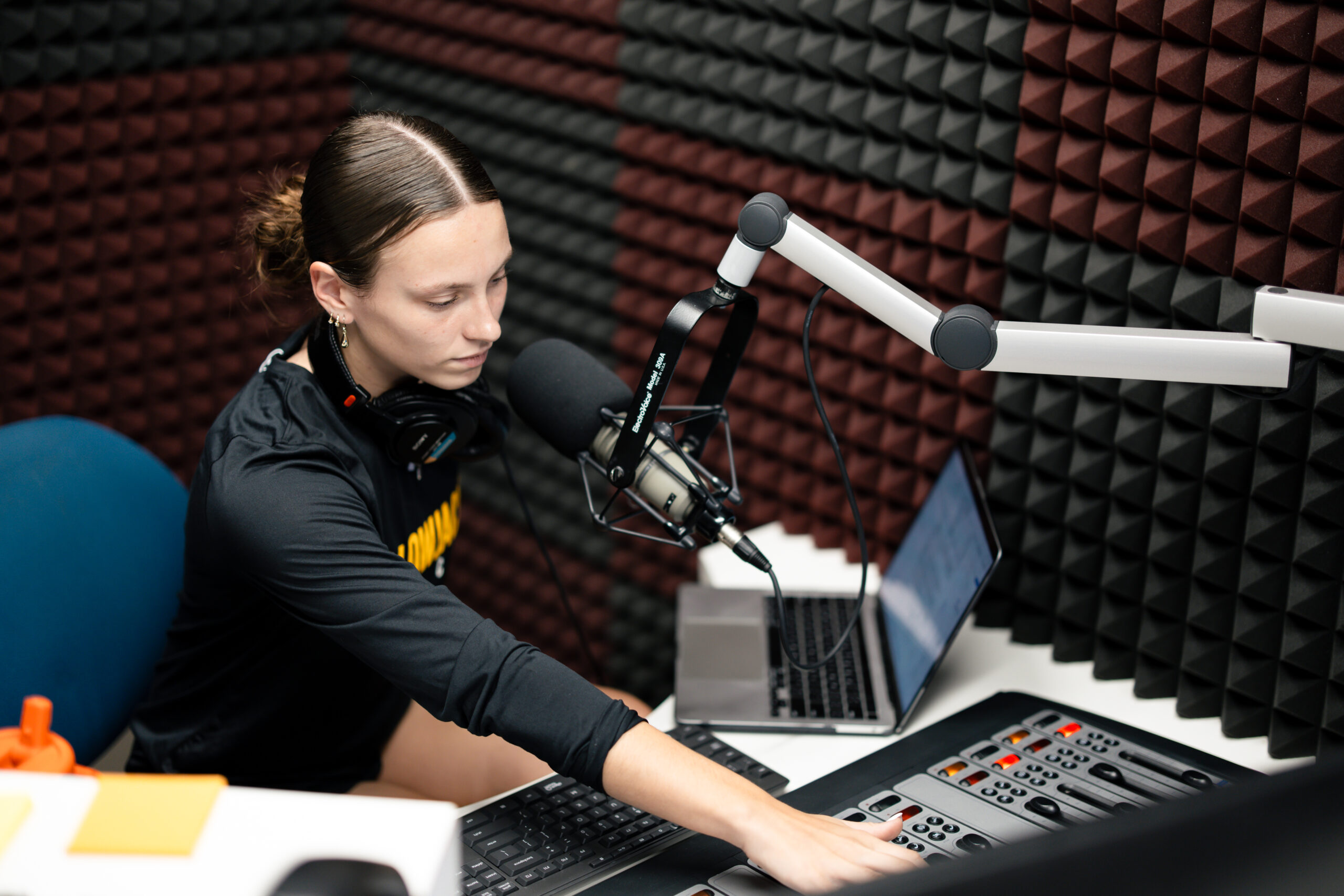 Local Station Guide and Program Schedule - UW Superior